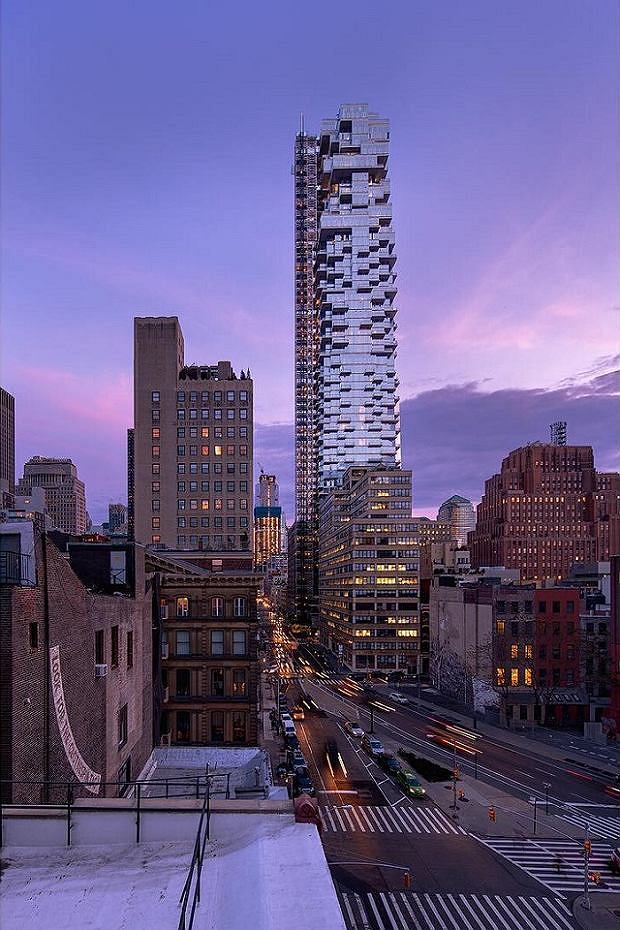 Mieszkańcy Nowego Jorku zachwyceni nowym budynkiem. Zobacz niezwykły ...